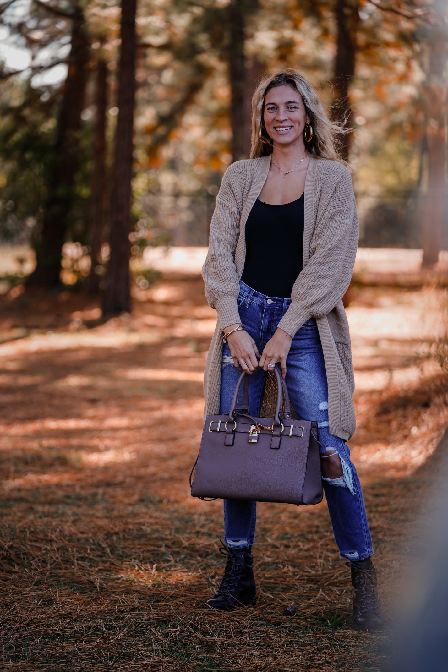 Dina Concealed Carry Lock and Key Satchel – JessieJames Handbags