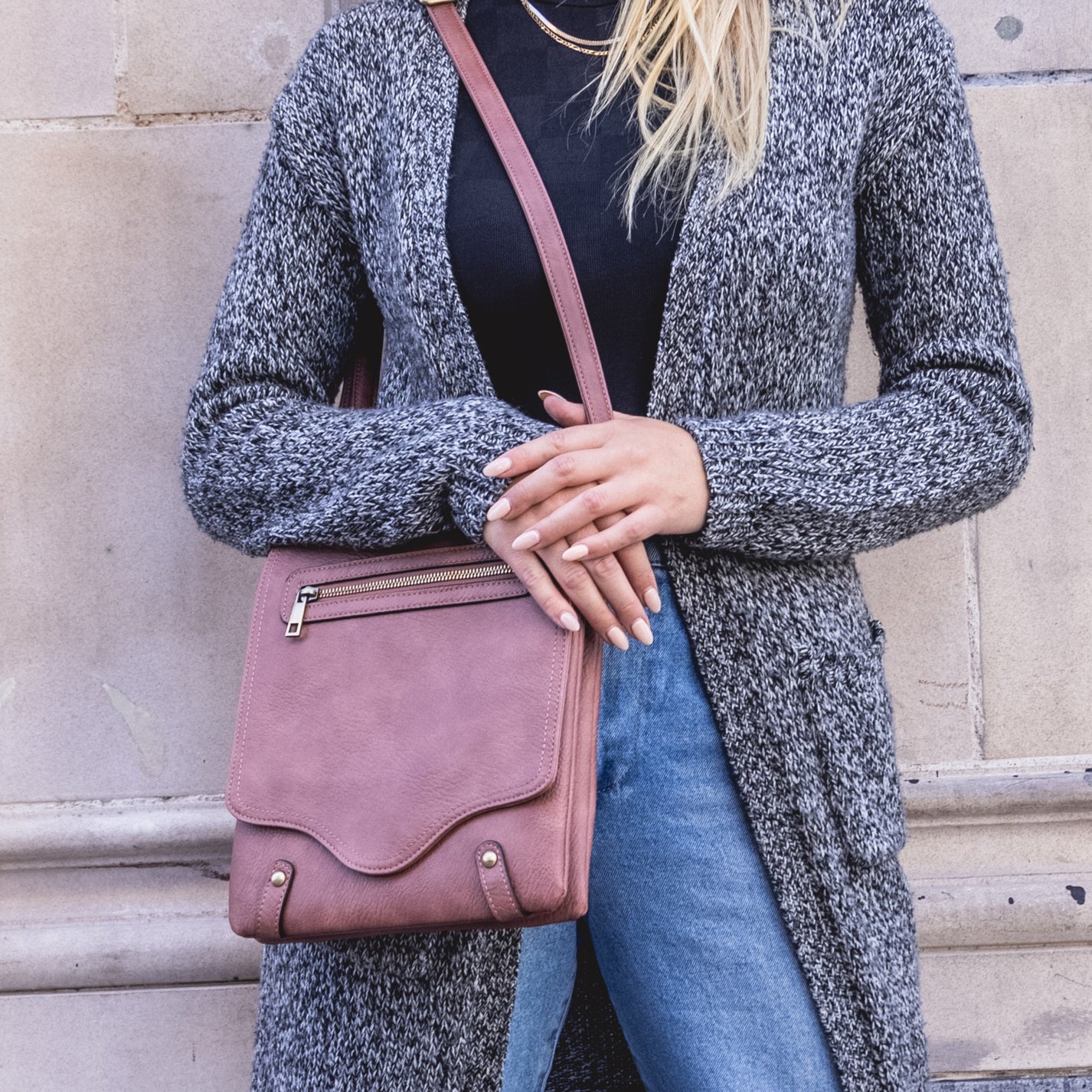 Nora Concealed Carry Lock and Key Crossbody – JessieJames Handbags